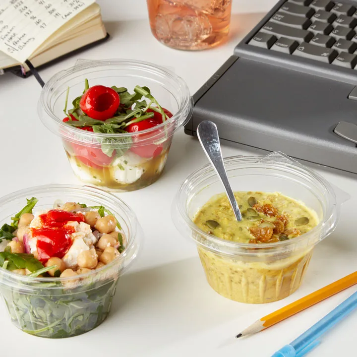 Eating At Your Desk: What To Know | FreshDirect